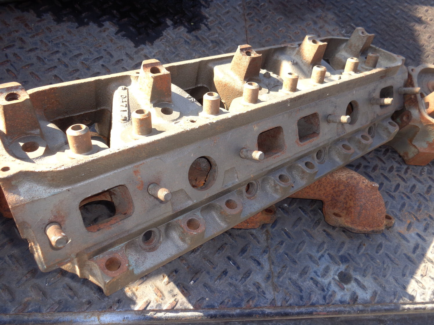 1971 Dodge Chrysler Mopar 440 Engine Block with Heads and Exhaust ...