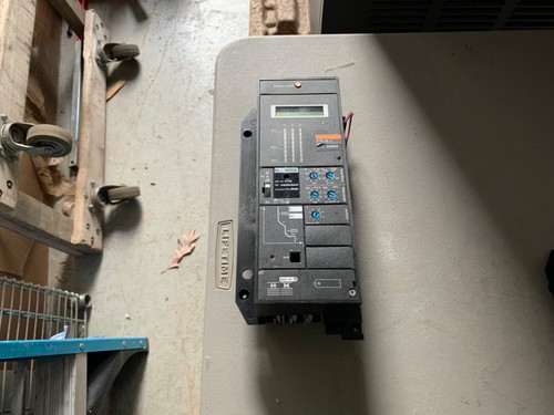 Schneider Merlin Gerin STR 58U 3000A Masterpact Circuit Breaker Trip ...