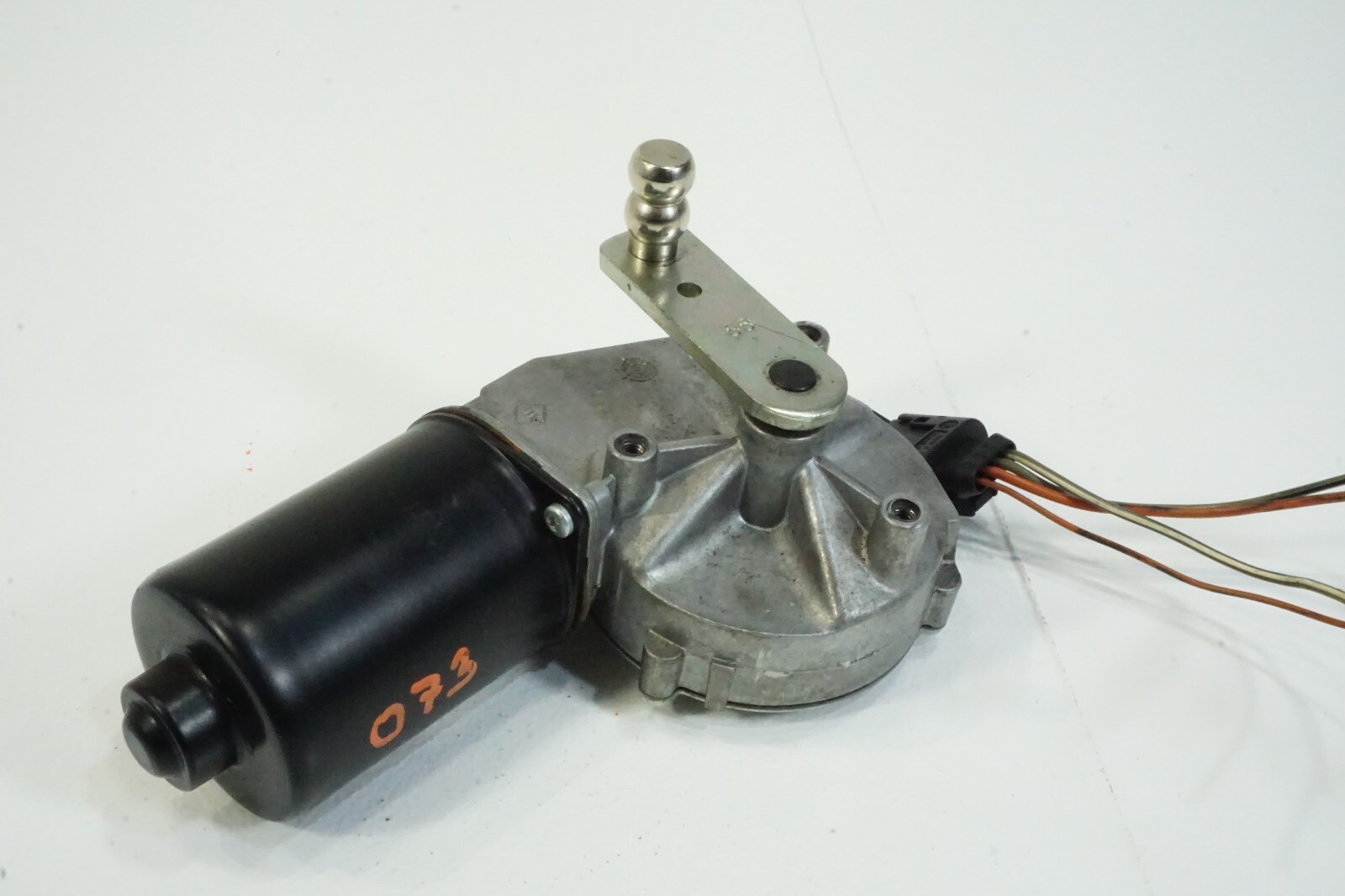 06-2011 mercedes w164 ml350 gl450 upper glass windshield wiper motor ...