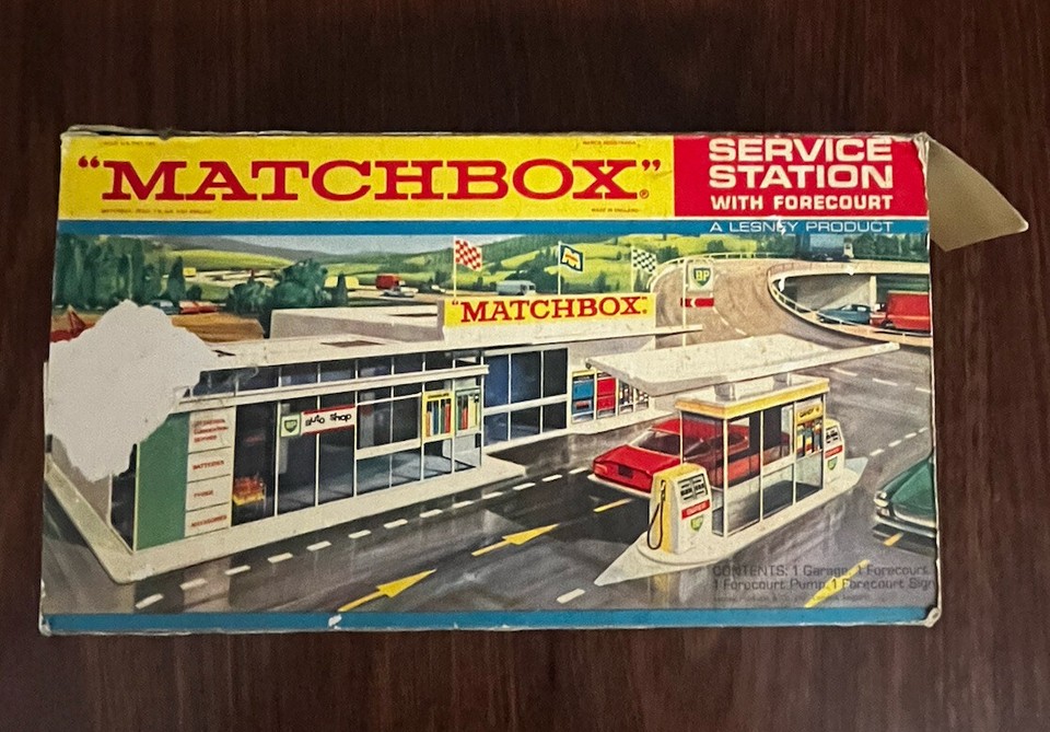 1960's Matchbox Service Station with Forecourt -VG + | eBay