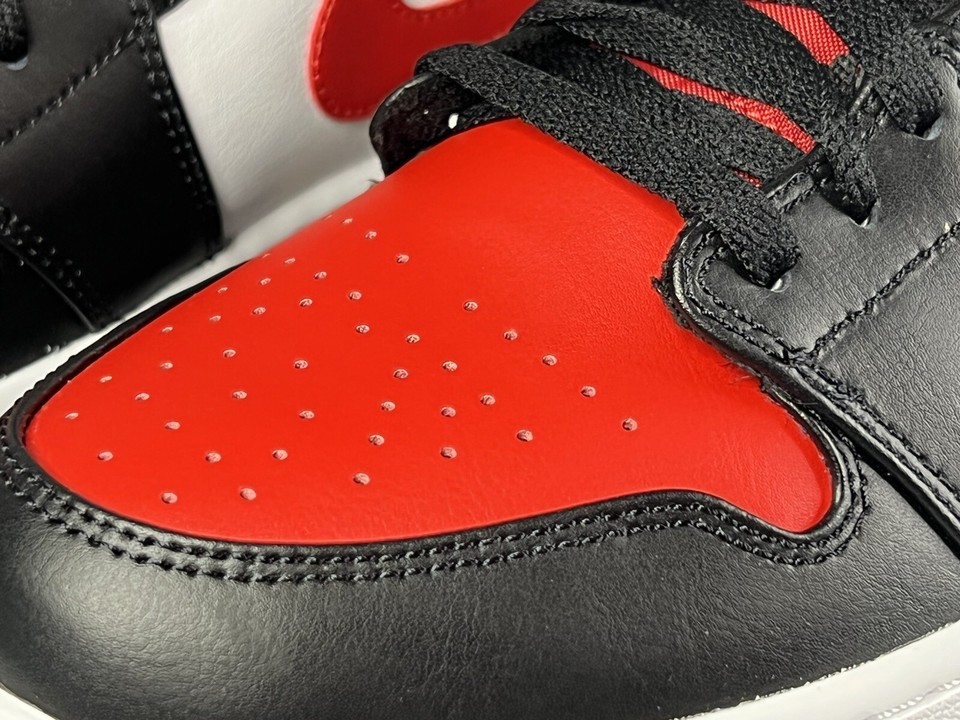 Nike Air Jordan 1 Mid White Black Red Chicago Bred Toe 2022 Mens 554724 ...