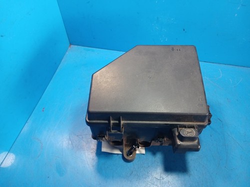 Holden Commodore 3.0/3.6 Engine Bay Fuse Box | eBay Australia