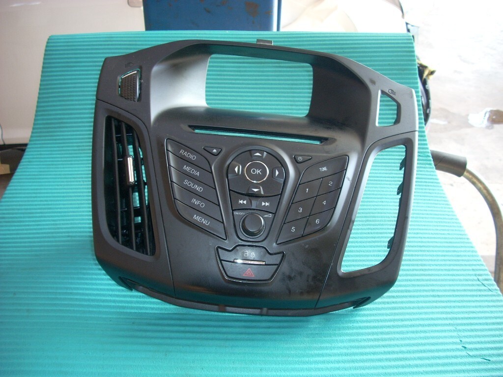 2014 FORD FOCUS Audio Equipment Radio Control Panel ID DM5T18K811AA OEM ...