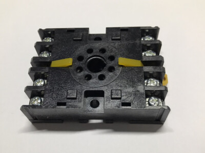 Omron P2CF-08 Front Mount DIN Rail 8 Pin Round Relay Timer Base Socket ...