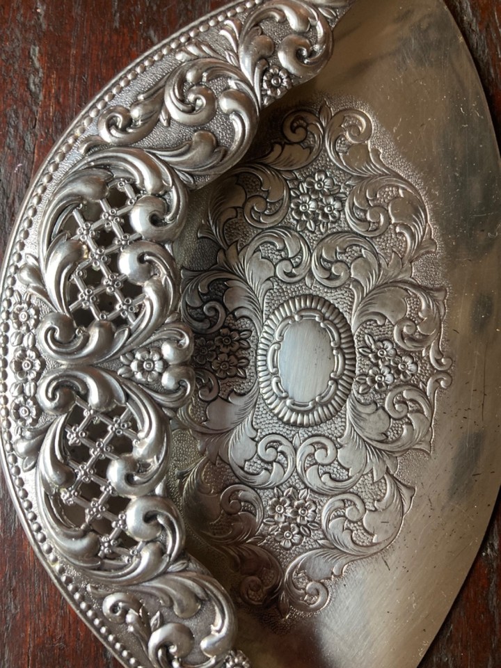 Ornate Silent Butler Crumb Catcher Brush & Dust Pan Silver Plate | eBay