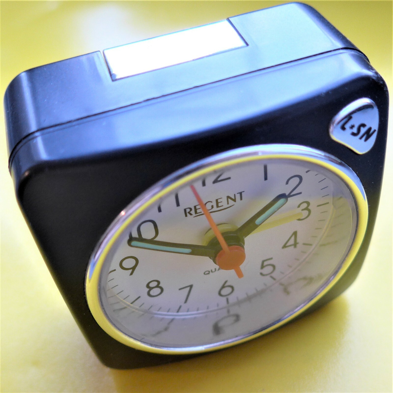 RoHS Wecker, Quarz, einwandfreie Funktion, inklusive Batterie | eBay