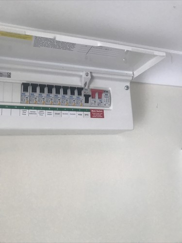 BG CONSUMER UNIT MAGNETIC LID RETAINER | eBay