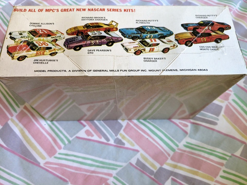 L@@K! *RARE FACTORY-SEALED VINTAGE MPC MARLIN-CHEVY MONTE CARLO NASCAR ...