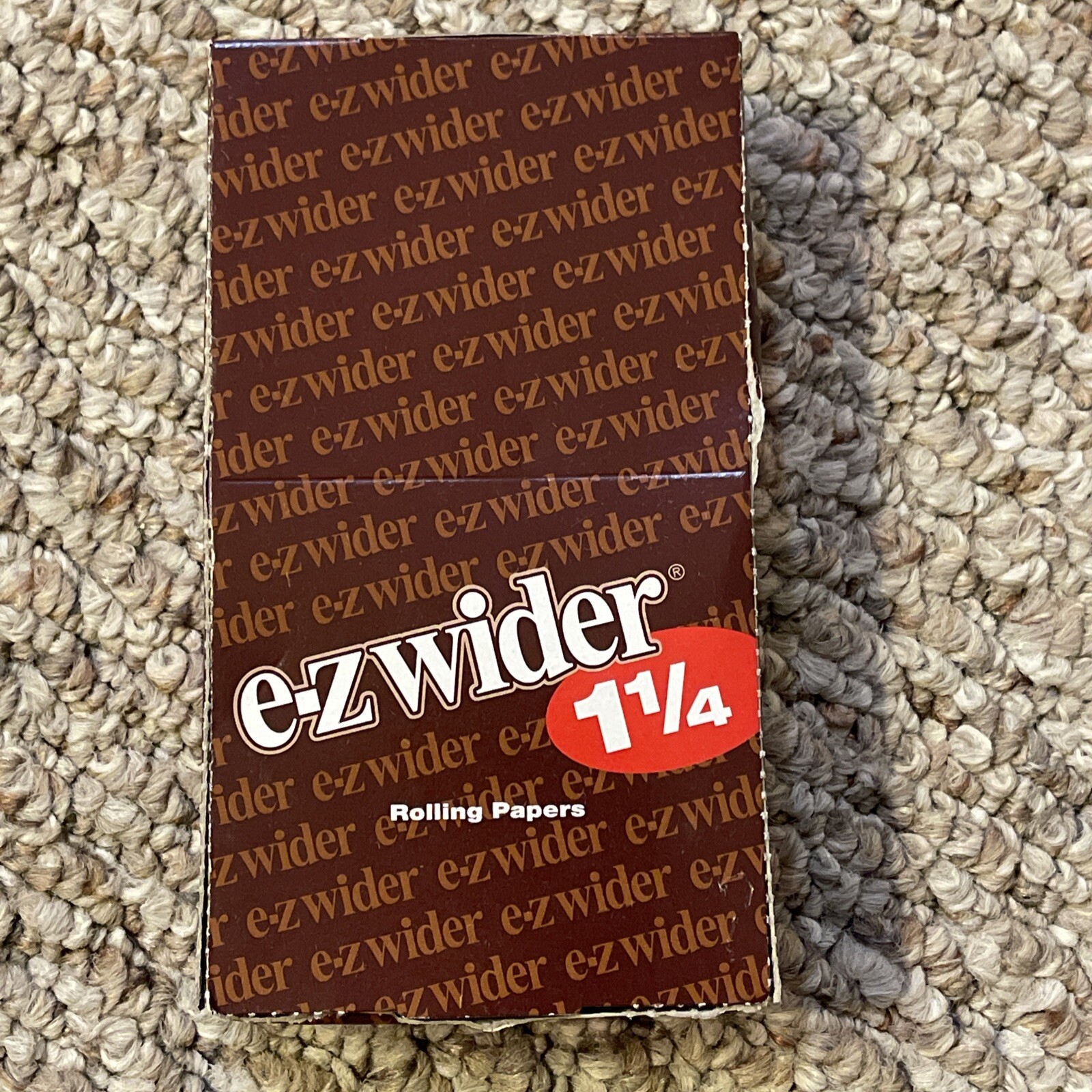 E-Z Wider 1-1/4 Rolling Papers Ez wider 24 Booklets 1.25 C271 1 1/4" E ...