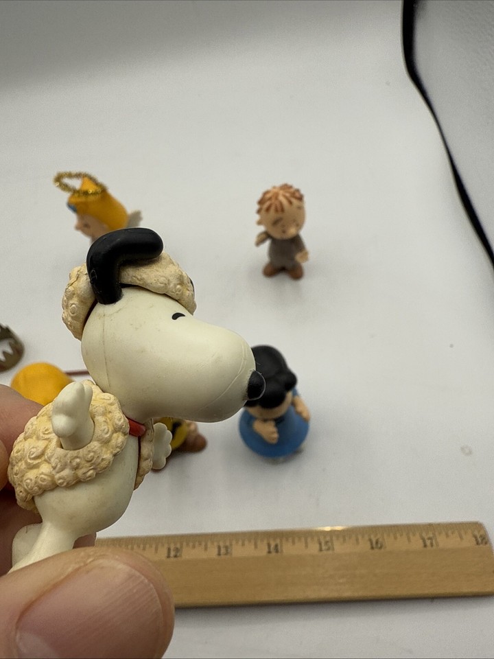 Peanuts Mini Figure Toy Play Set Nativity CHRISTMAS PVC Snoopy Sheep ...