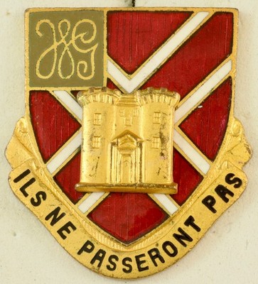 105th Field Artillery Battalion Crest DI/DUI Screwback Minero-Newcome ...