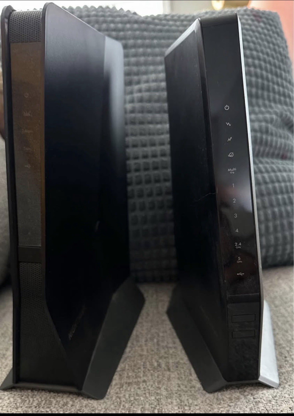 NETGEAR CAX80-100NAR Nighthawk AX6000 6Gbps DOCSIS 3.1 WiFi 6 Cable ...