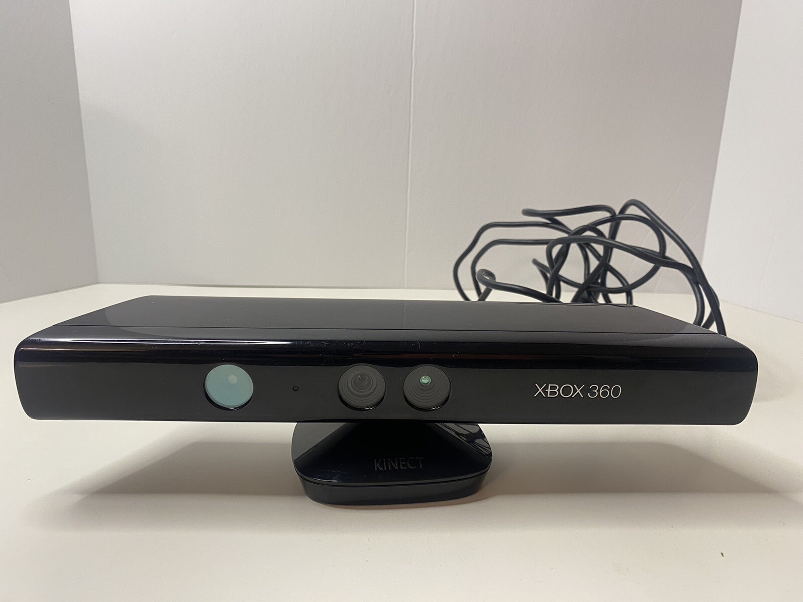 XBOX 360 Kinect, Remote, & 4 Games 190341986511| eBay