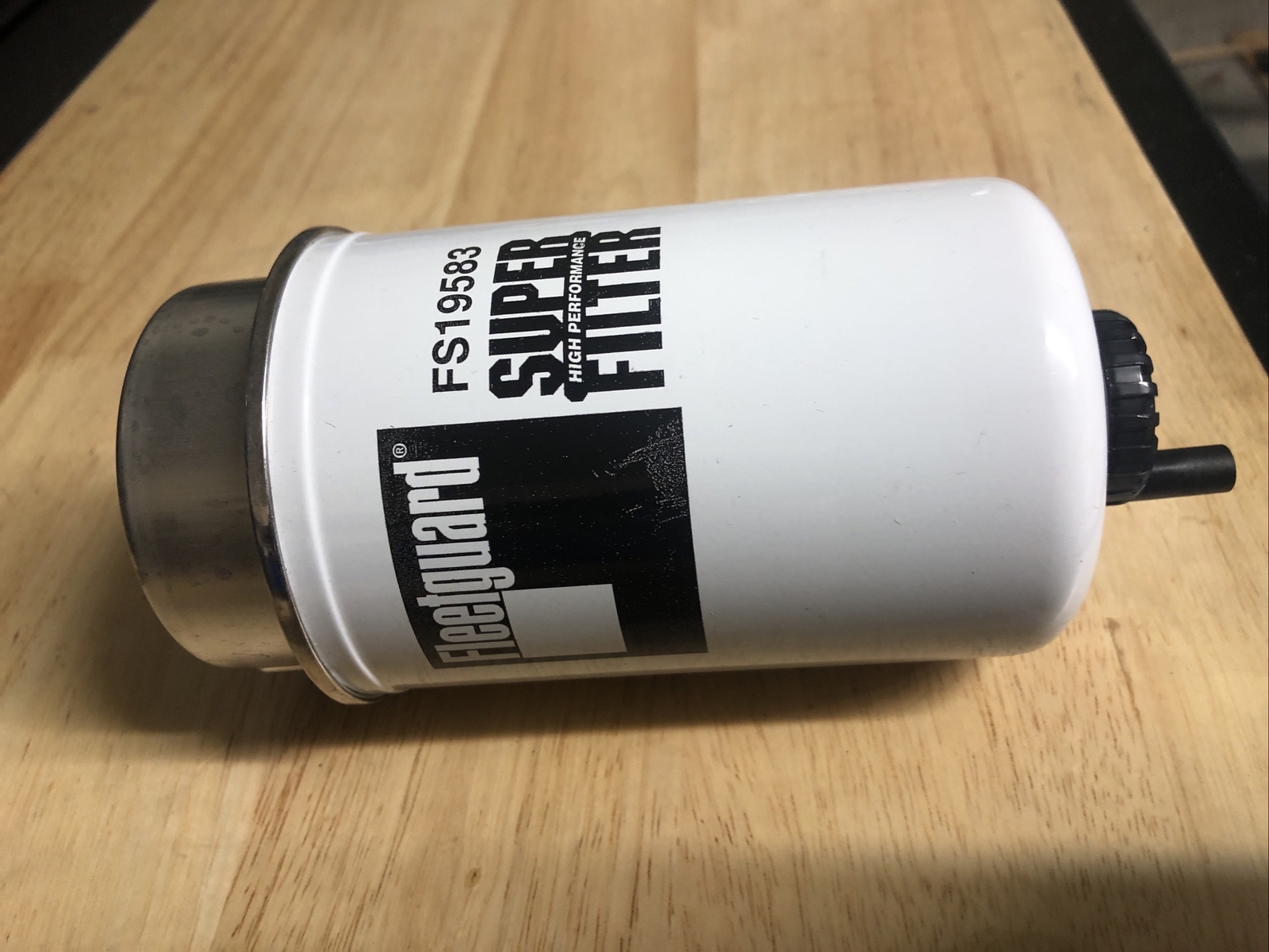 FLEETGUARD FS19583 - Fuel filter cross reference