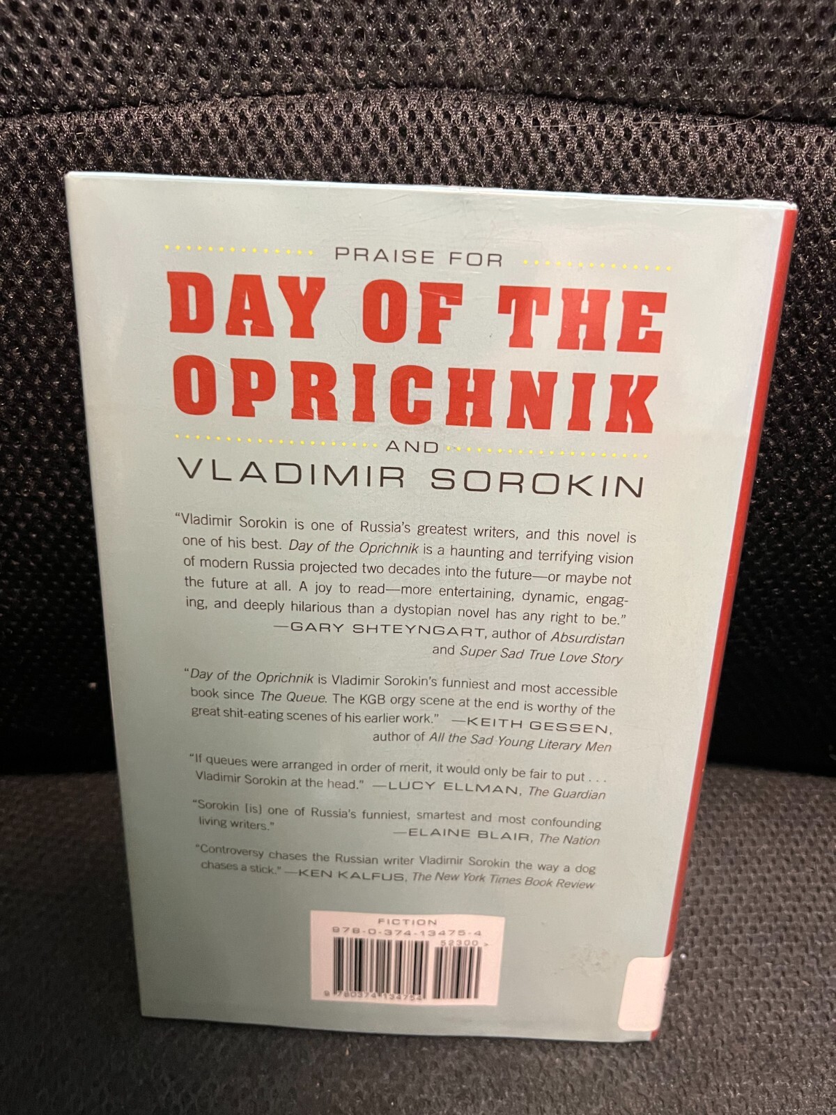 Day+of+the+Oprichnik+%3A+A+Novel+by+Vlad%C3%ADmir+Sorokin+%282011%2C ...