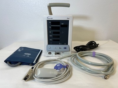 Datascope Duo Vital Signs Monitor with Accessories NIBP, SpO2, Cuff ...