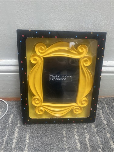 Friends TV Series peephole frame for photos | Warner Bros, comes with ...