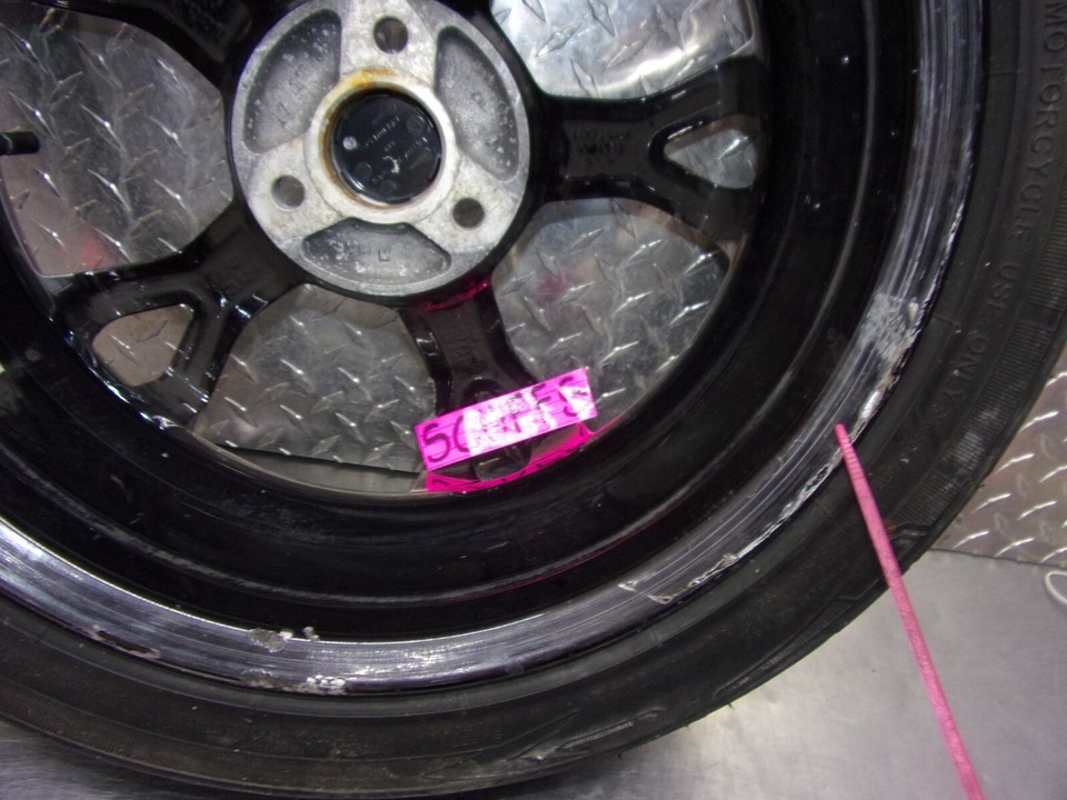 778 A CAN AM SPYDER ROADSTER RT SE5 2019 OEM FRONT WHEEL (A) | eBay