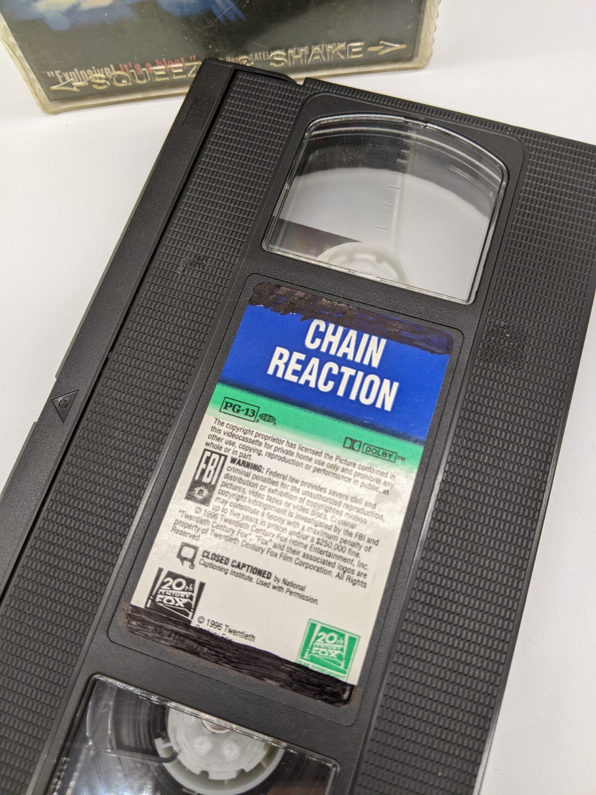 Chain Reaction (VHS,1996,Slip Sleeve) Keanu Reeves, Morgan Freeman ...