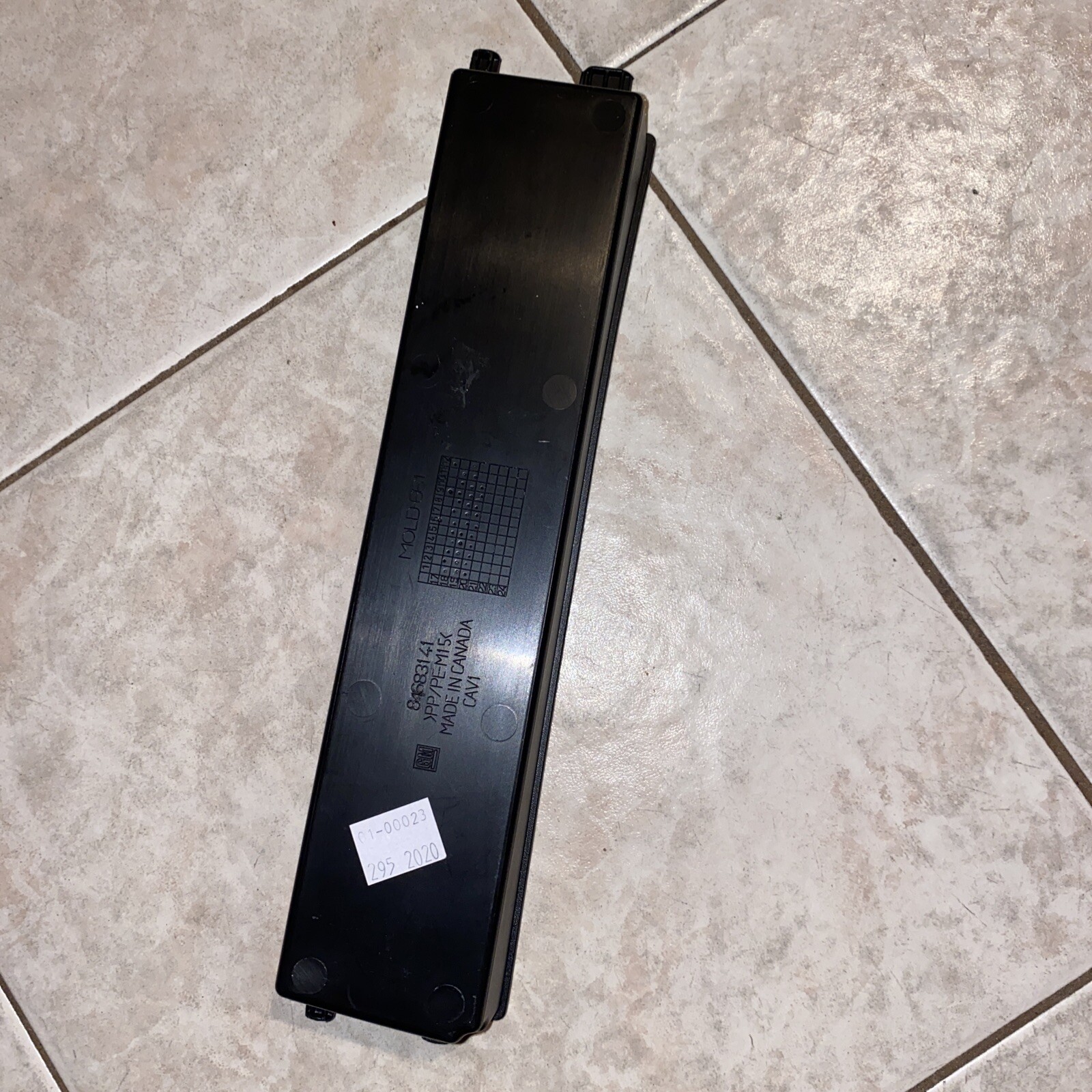 2018-2019 CHEVROLET EQUINOX Trim Panel INSERT TRAY 84277393 84683141 ...