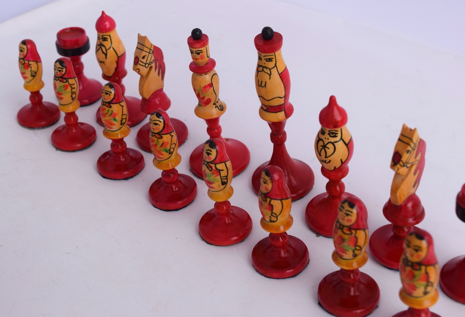 Vintage USSR RUSSIAN Wood Hand Painted MATRYOSHKA BABUSHKA Doll Chess ...