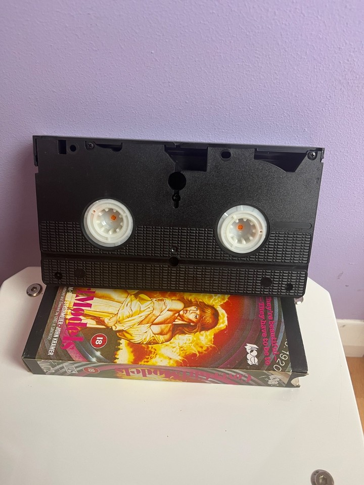 COVER GIRL MODELS Vintage Apex VHS Cassette Film Movie Big Box Cult ...