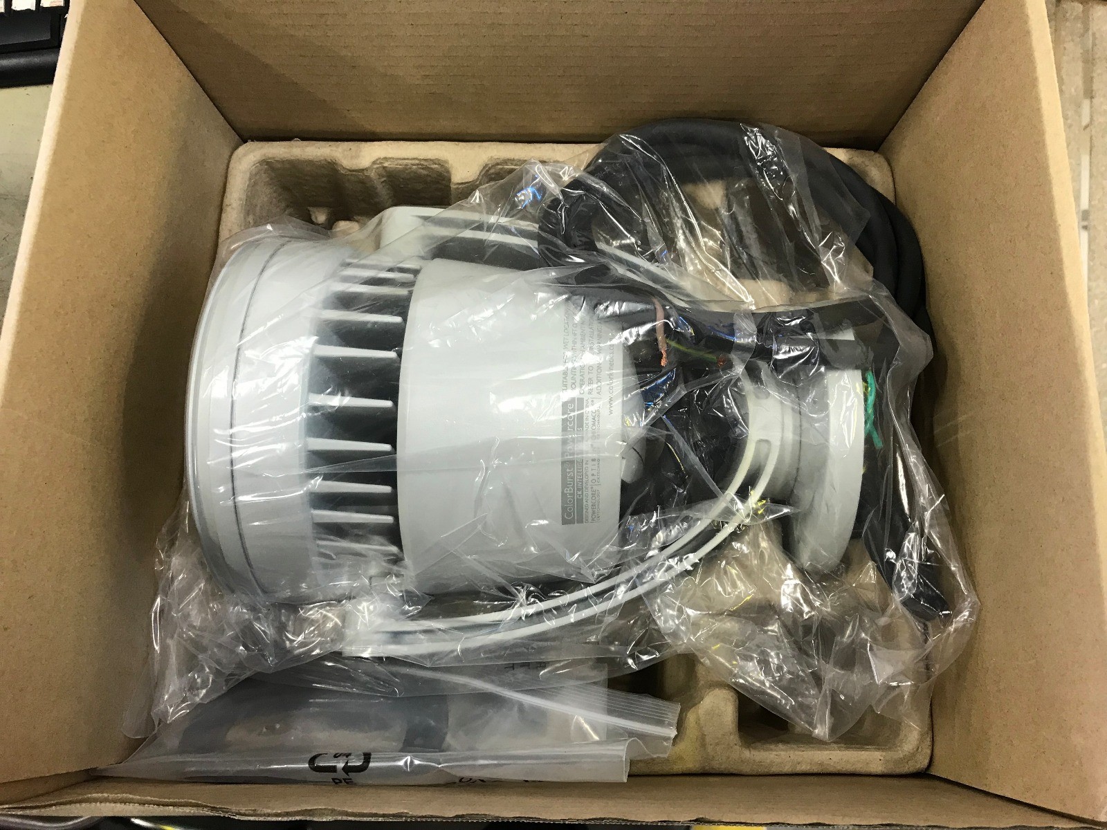 Philips ColorBurst Powercore BCP462 19xLED-HB/RGB 100-240V | eBay