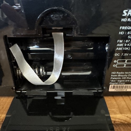 SANGEAN HDR-16, HD Radio/FM RDS/AM Digital Receiver Presets Aux-in Rec ...