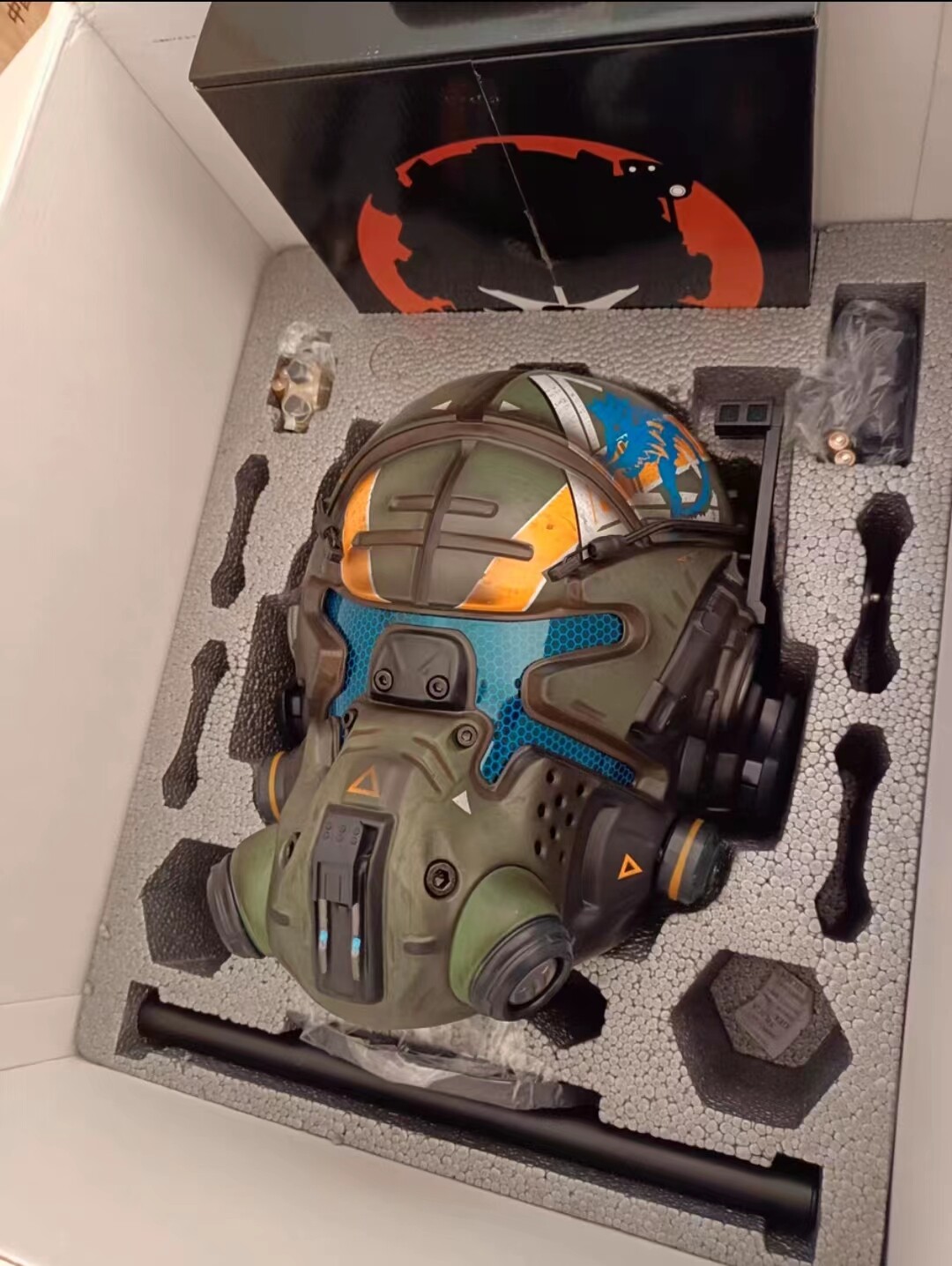 Origianal Titanfall 2 Collector's Edition Set Cooper Helmet Box | eBay