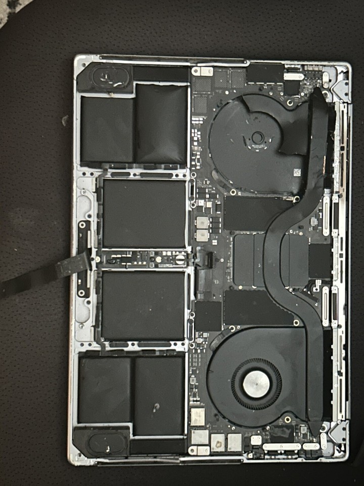 Apple A2485 MacBook Pro 2021 16" M1 - Read Description - Parts Only | eBay