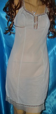 Edles Vintage Triumph Spitzen Nylon Unterkleid 40 Pin Up Negligee OVP ...