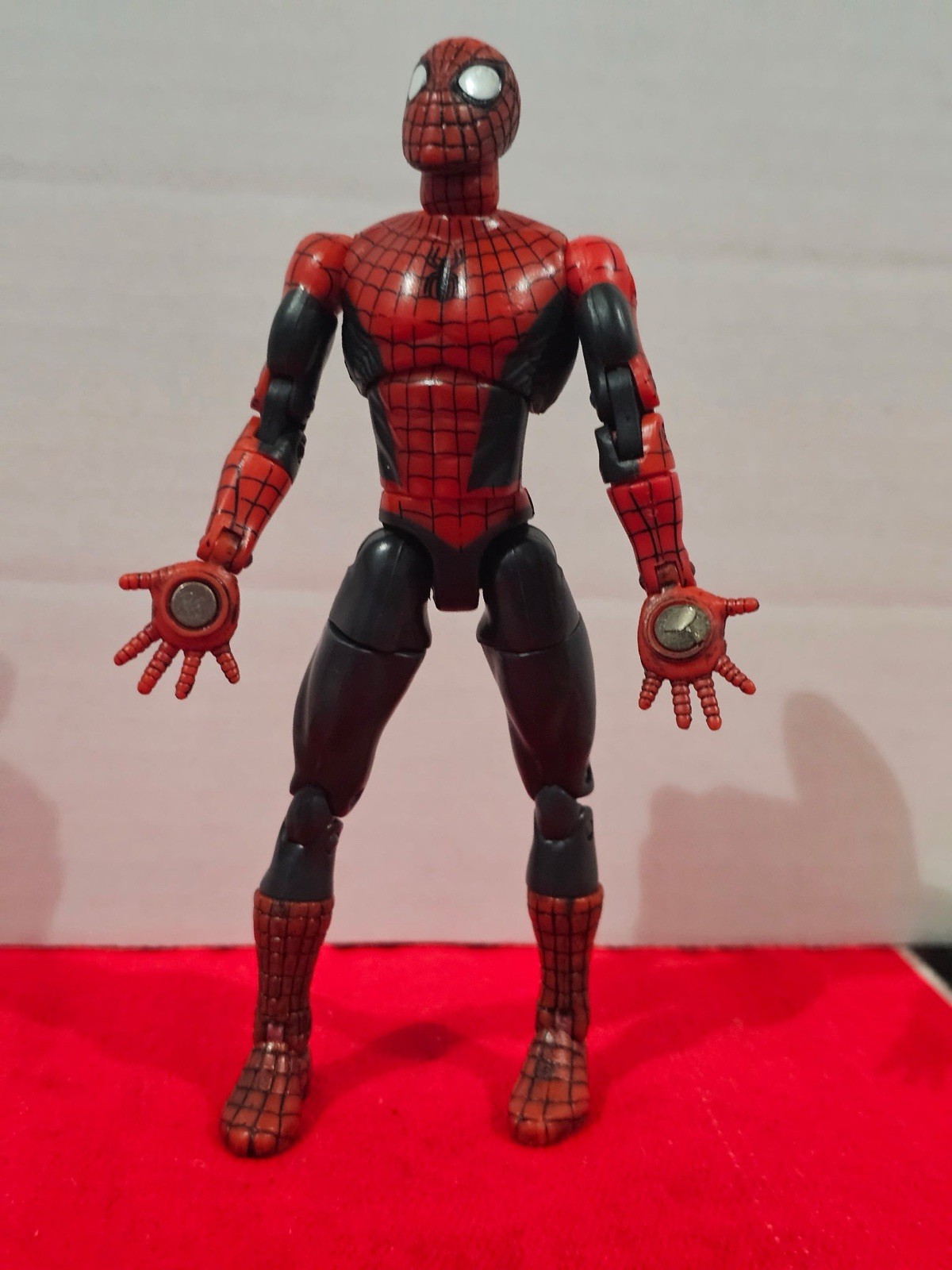 Vintage ToyBiz Marvel Legends Magnetic Hands Spider-Man 6 " Action ...
