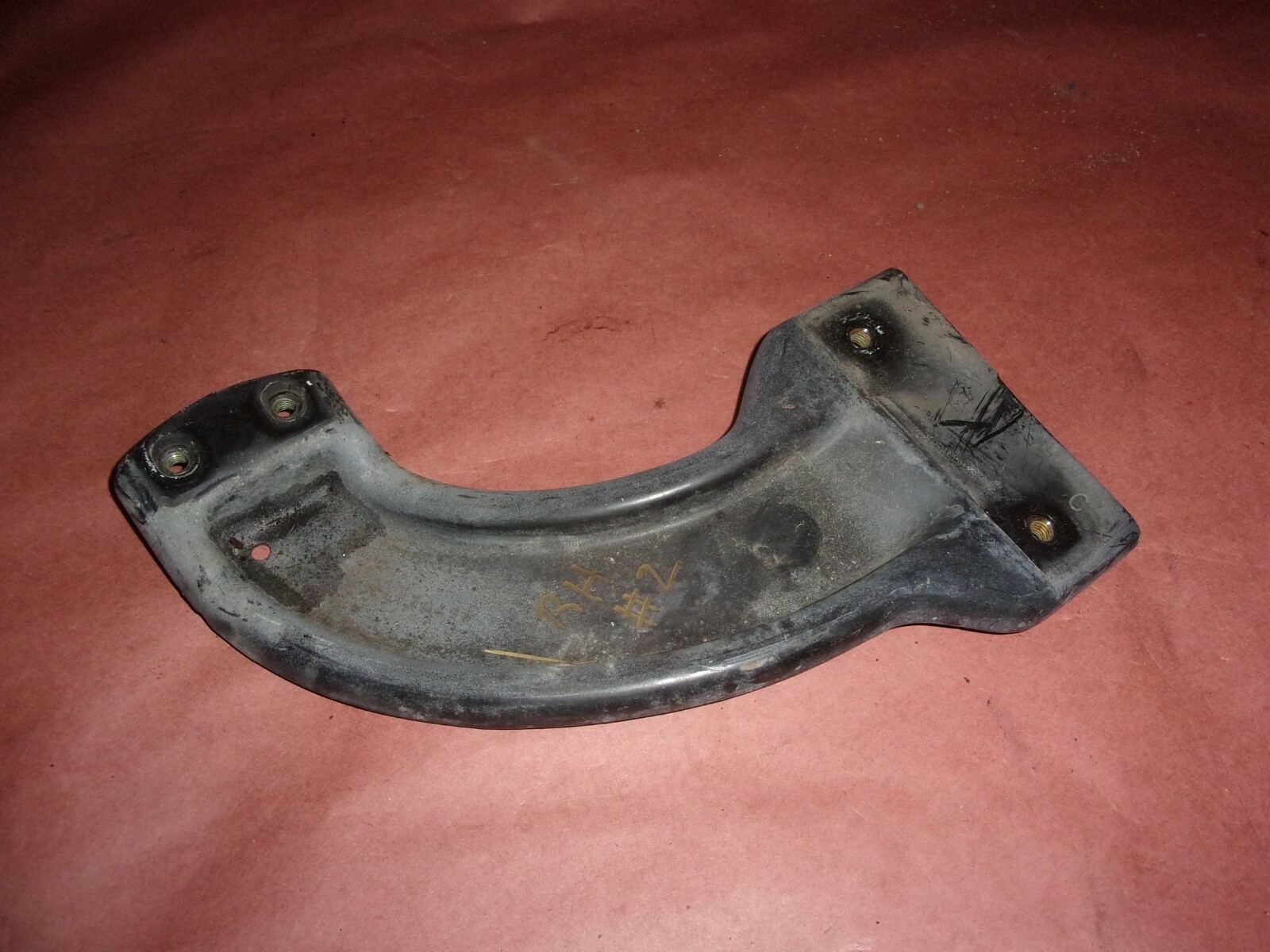 01-04 CHEVY SILVERADO RH RIGHT PASSENGER SIDE UPPER FENDER BRACKET ...