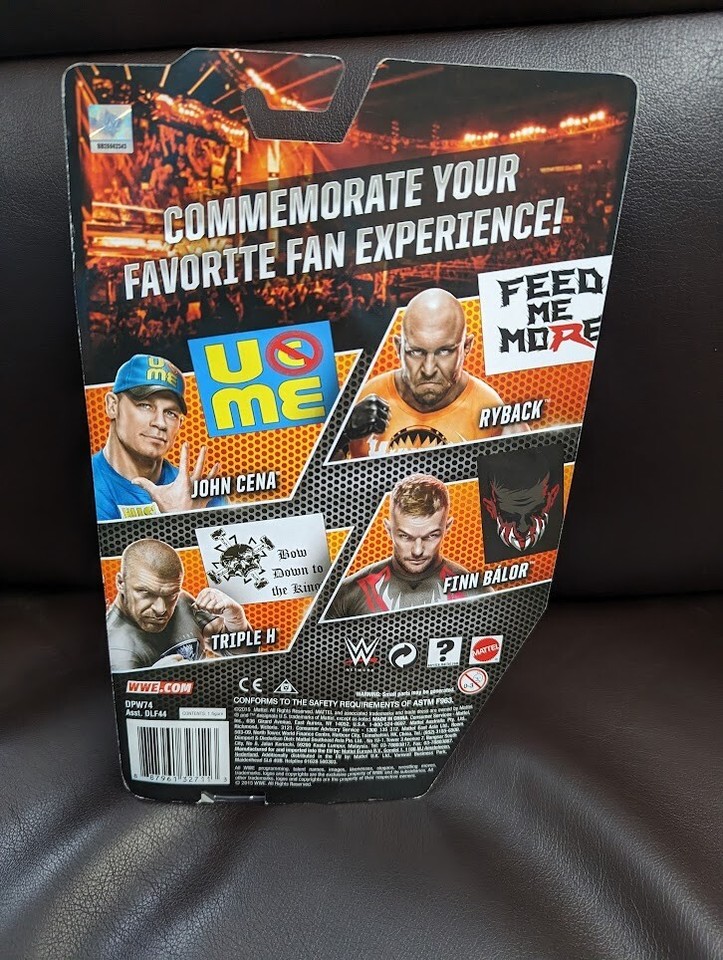 FINN BALOR FAN CENTRAL KMART BASIC WITH FAN SIGN WWE NEW FIGURE ...