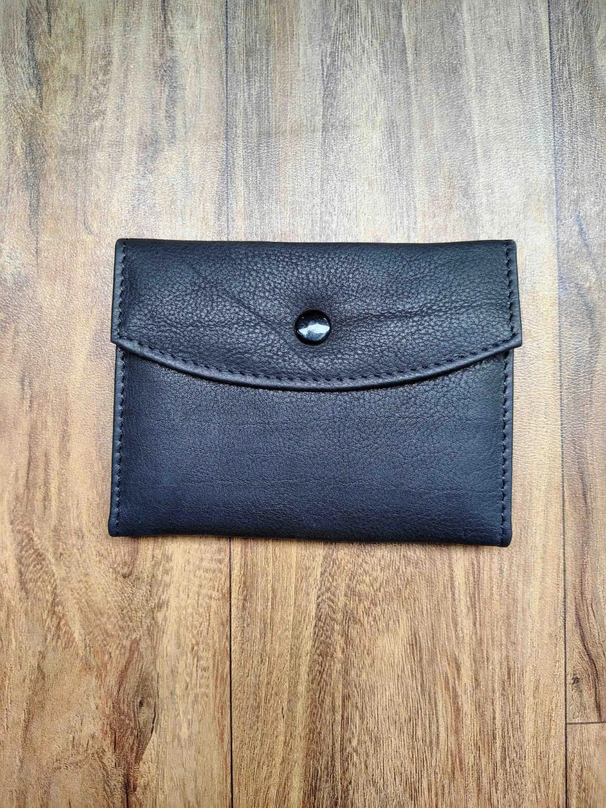 Genuine Leather Bifold Wallet w/ ID Window & Badge Holder Concealed ...