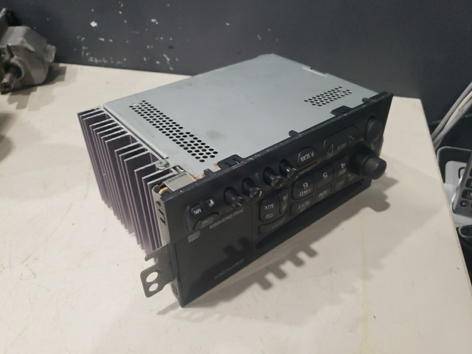97-04 Corvette C5 Factory Radio AM FM CD Player FOR PARTS ONLY 8080-T ...