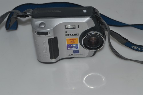^^ SONY FD MAVICA MVC-FD200 DIGITAL STILL CAMERA 2.0 MEGA PIXELS (MAL50 ...