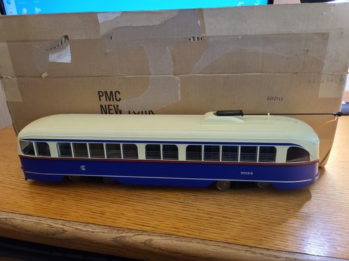 Aristo-Craft G Scale. CHICAGO SURFACE LINES-CSL. PCC Trolley Car ...