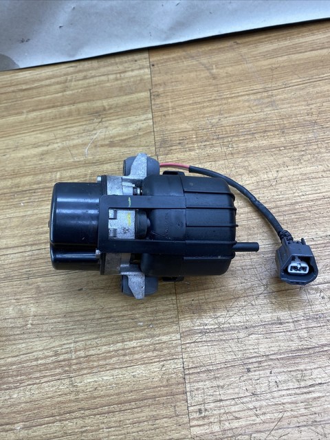 18 Chevy Traverse Vacuum Pump 13121 84393405 for sale online | eBay