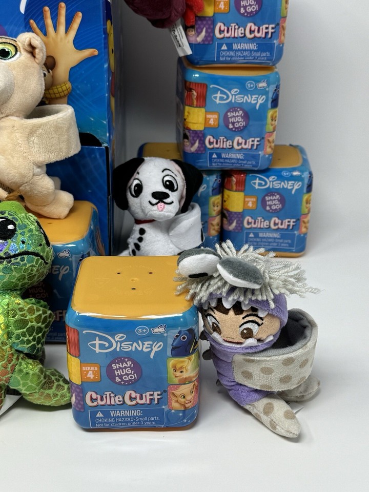 DISNEY CUTIE CUFF SERIES 4 Complete Set of 12 Plush Snap Bracelets NEW ...