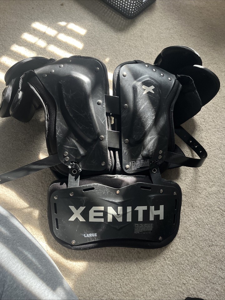Xenith Flyte Adult Medium Football Shoulder Pads Black with Xenith ...