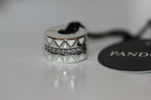 AUTHENTIC NEW SUMMER 2019 PANDORA SPARKLING JAGGED LINES CLIP 798067CZ ...