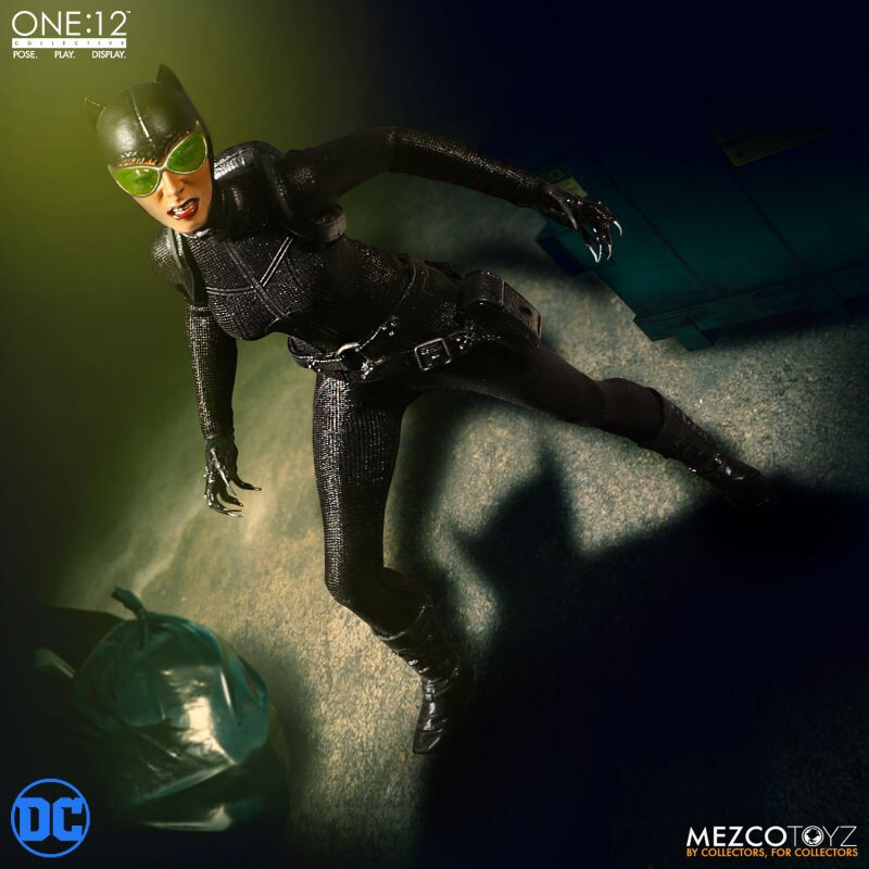 MAFEX #105 BATMAN AND MAFEX #216 BANE PLUS MEZCO ONE:12 CATWOMAN / 3 ...