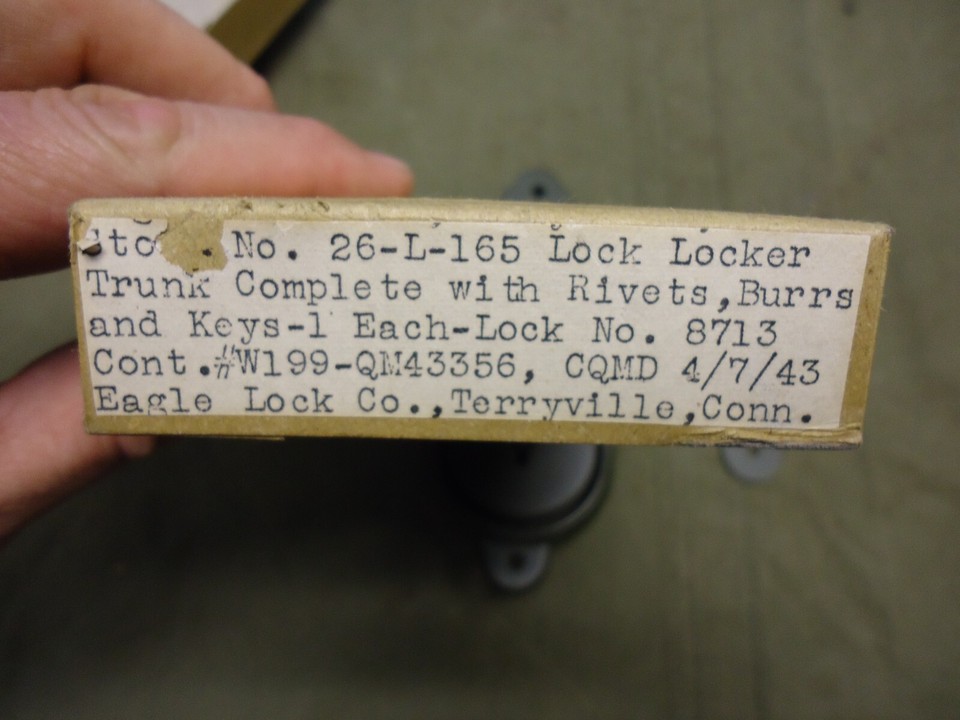 WW2 US Military Trunk Footlocker Lock W/ All Hardware 1943 Eagle Lock ...