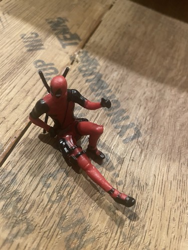 Marvel Deadpool Action Figure Sitting Posture Model Mini Doll Car ...