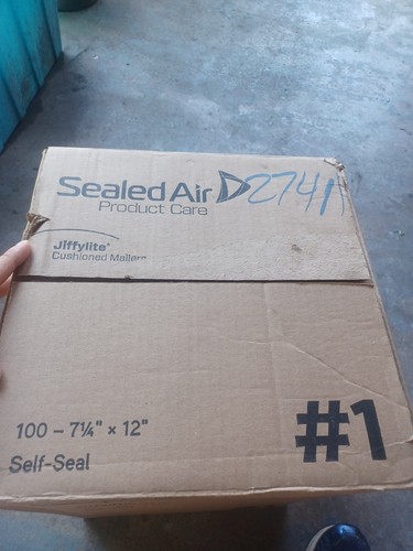 Sealed Air Jiffylite Self-Seal Mailer Top Seam #1 7 1/4 x 12 Gold 1-5 ...
