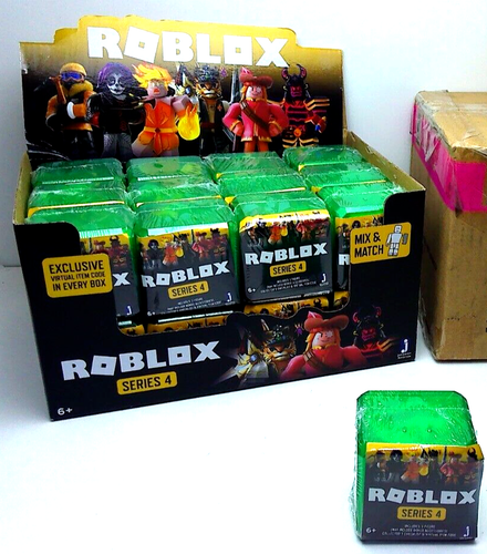 BLOWOUT! Roblox Series 4 Green Cube Mystery Cubes! FULL CASE w/ DISPLAY ...