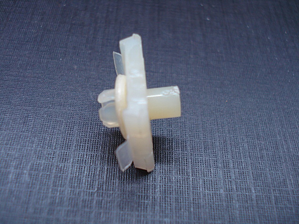 10 pcs door body side belt moulding clips NORS for Chrysler Plymouth ...