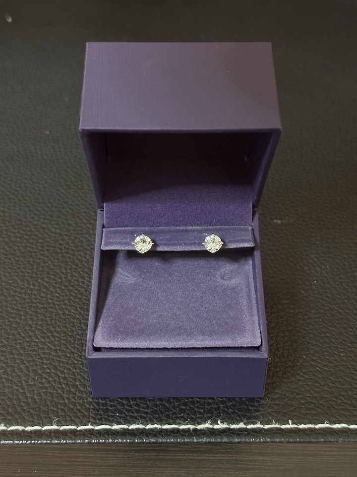 Clear Sapphire Stud Earrings – Silver-Tone / Silver Coated – Brand New ...