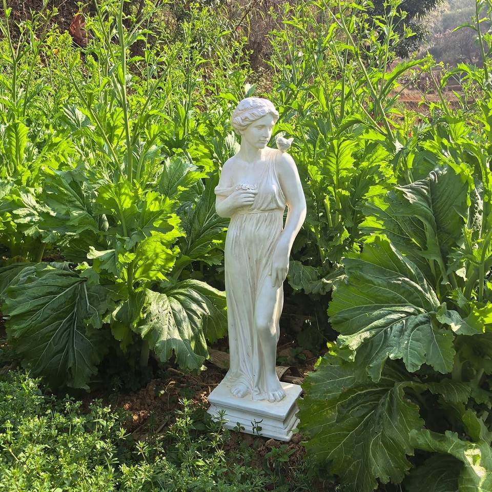 Outdoor Statue, Nymph Sculpture Goddess of Greek Mythology Roman Style ...